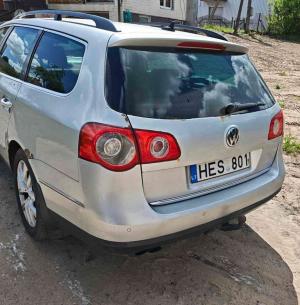 Grey Volkswagen Passat 2009 in Raseiniai, with an engine capacity of 1.97 L and mileage of 390 thousand km for 1400 €, photo 3 on AUTOMOTO.COM.LV
