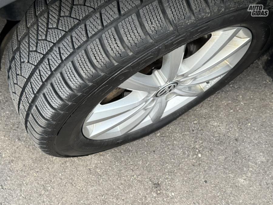 Pelēks Volkswagen Passat 2009 Kauņa, ar dzinēja tilpumu 2.00 L un nobraukumu 0 tūkst. km par 1800 €, foto 31 vietnē AUTOMOTO.COM.LV