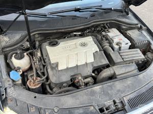 Pelēks Volkswagen Passat 2009 Kauņa, ar dzinēja tilpumu 2.00 L un nobraukumu 0 tūkst. km par 1600 €, foto 8 vietnē AUTOMOTO.COM.LV