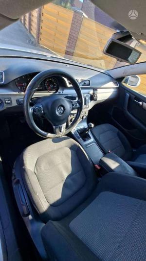 Pelēks Volkswagen Passat 2009 Kretinga, ar dzinēja tilpumu 1.97 L un nobraukumu 561 tūkst. km par 1600 €, foto 9 vietnē AUTOMOTO.COM.LV