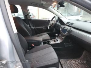 Pelēks Volkswagen Passat 2010 Tallina, ar dzinēja tilpumu 2.00 L un nobraukumu 328 tūkst. km par 550 €, foto 17 vietnē AUTOMOTO.COM.LV