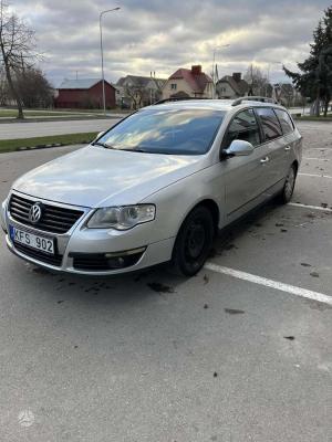 Grey Volkswagen Passat 2010 in Siauliai, with an engine capacity of 1.97 L and mileage of 391 thousand km for 1500 €, photo 7 on AUTOMOTO.COM.LV