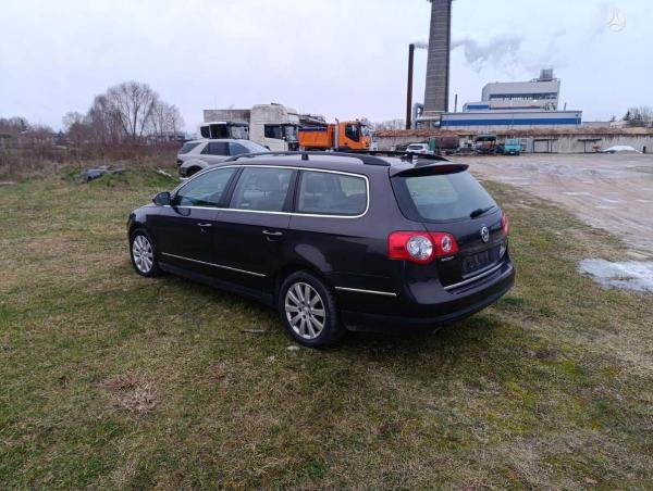 Pelēks Volkswagen Passat 2010 Šilutė, ar dzinēja tilpumu 1.60 L un nobraukumu 263 tūkst. km par 2700 €, foto 4 vietnē AUTOMOTO.COM.LV