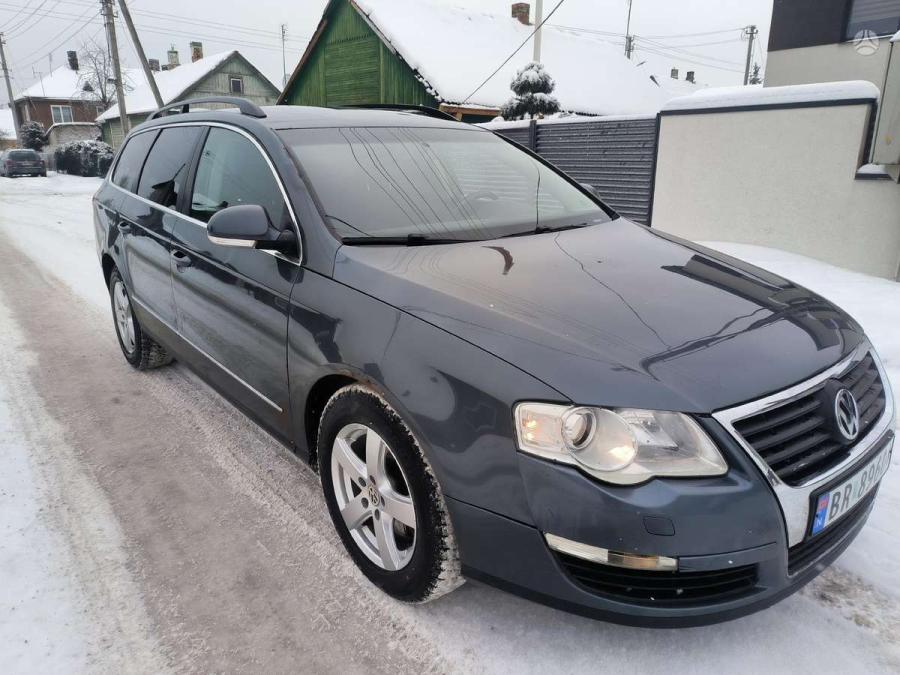 Pelēks Volkswagen Passat 2010 Kauņa, ar dzinēja tilpumu 1.60 L un nobraukumu 270 tūkst. km par 1250 €, foto 2 vietnē AUTOMOTO.COM.LV