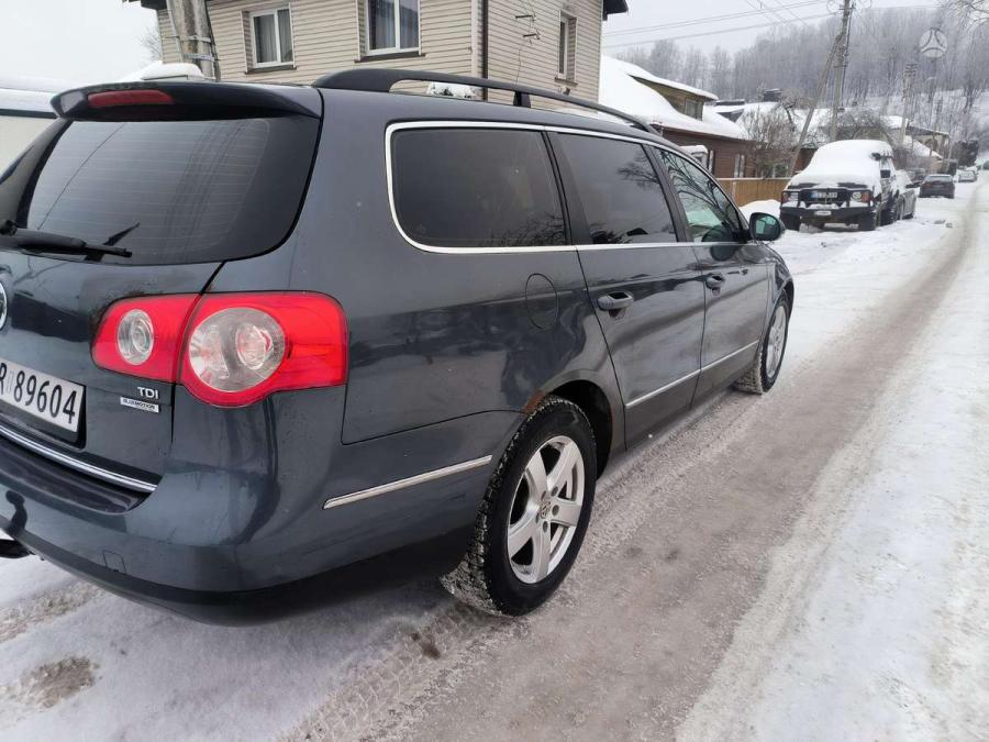 Pelēks Volkswagen Passat 2010 Kauņa, ar dzinēja tilpumu 1.60 L un nobraukumu 270 tūkst. km par 1250 €, foto 3 vietnē AUTOMOTO.COM.LV