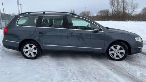 Grey Volkswagen Passat 2010 in Marijampole, with an engine capacity of 1.97 L and mileage of 293 thousand km for 3350 €, photo 3 on AUTOMOTO.COM.LV