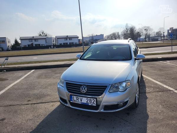 Pelēks Volkswagen Passat 2010 Viļņa, ar dzinēja tilpumu 2.00 L un nobraukumu 231 tūkst. km par 2000 €, foto 3 vietnē AUTOMOTO.COM.LV