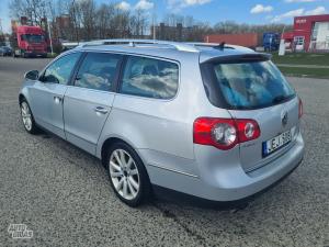 Grey Volkswagen Passat 2010 in Klaipeda, with an engine capacity of 2.00 L and mileage of 396 thousand km for 1350 €, photo 5 on AUTOMOTO.COM.LV