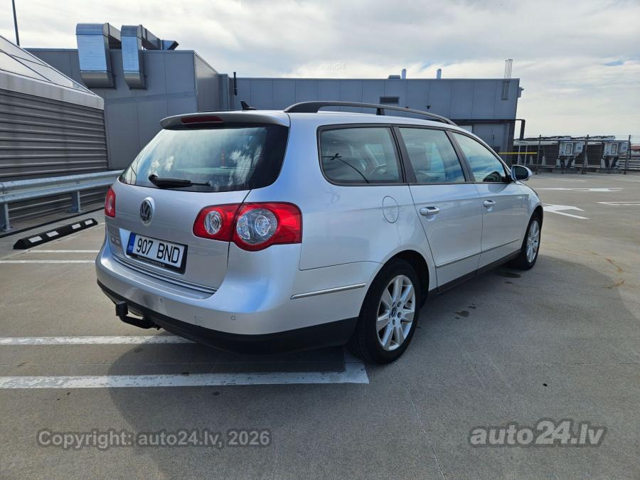 Pelēks Volkswagen Passat 2010 Tallina, ar dzinēja tilpumu 2.00 L un nobraukumu 333 tūkst. km par 2100 €, foto 5 vietnē AUTOMOTO.COM.LV