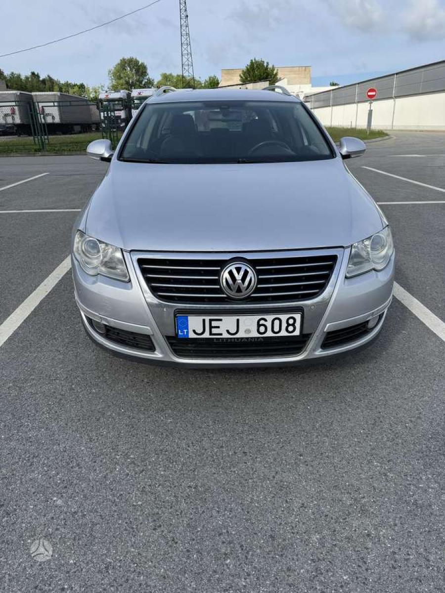 Pelēks Volkswagen Passat 2010 Klaipėda, ar dzinēja tilpumu 1.97 L un nobraukumu 363 tūkst. km par 2500 €, foto 3 vietnē AUTOMOTO.COM.LV