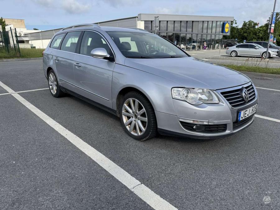 Pelēks Volkswagen Passat 2010 Klaipėda, ar dzinēja tilpumu 1.97 L un nobraukumu 363 tūkst. km par 2500 €, foto 4 vietnē AUTOMOTO.COM.LV