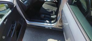 Grey Volkswagen Passat 2010 in Klaipeda, with an engine capacity of 2.00 L and mileage of 253 thousand km for 2850 €, photo 14 on AUTOMOTO.COM.LV