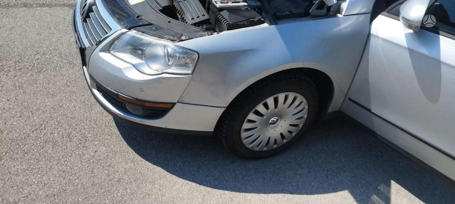 Grey Volkswagen Passat 2010 in Klaipeda, with an engine capacity of 2.00 L and mileage of 253 thousand km for 2850 €, photo 15 on AUTOMOTO.COM.LV
