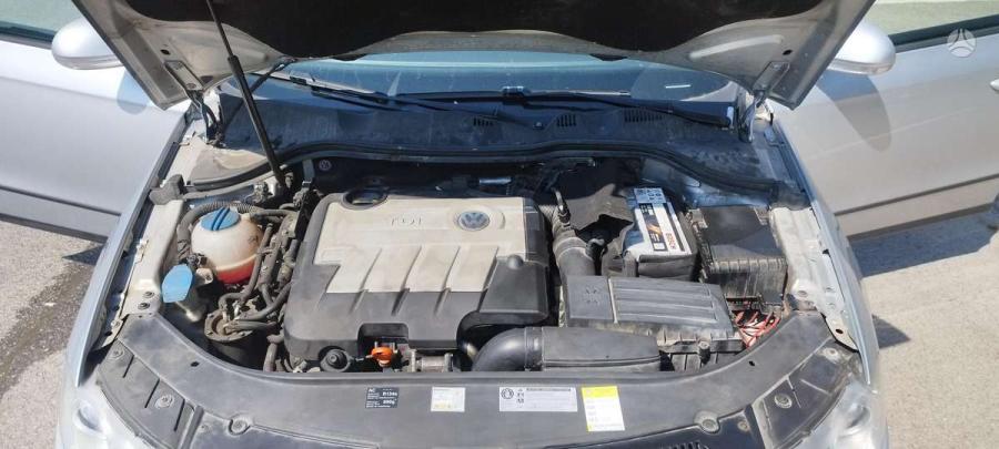 Grey Volkswagen Passat 2010 in Klaipeda, with an engine capacity of 2.00 L and mileage of 253 thousand km for 2850 €, photo 17 on AUTOMOTO.COM.LV