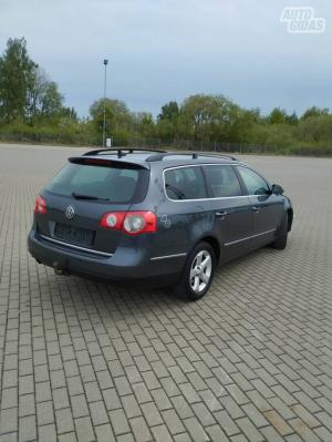 Grey Volkswagen Passat 2010 in Marijampole, with an engine capacity of 1.40 L and mileage of 180 thousand km for 3099 €, photo 6 on AUTOMOTO.COM.LV