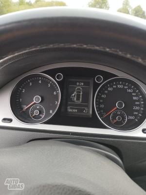 Grey Volkswagen Passat 2010 in Marijampole, with an engine capacity of 1.40 L and mileage of 180 thousand km for 3099 €, photo 11 on AUTOMOTO.COM.LV