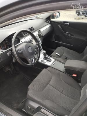 Grey Volkswagen Passat 2010 in Marijampole, with an engine capacity of 1.40 L and mileage of 180 thousand km for 3099 €, photo 14 on AUTOMOTO.COM.LV