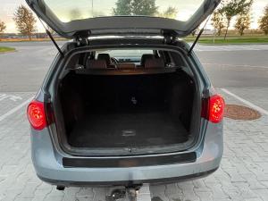 Pelēks Volkswagen Passat 2010 Panevēža, ar dzinēja tilpumu 1.40 L un nobraukumu 287 tūkst. km par 1950 €, foto 12 vietnē AUTOMOTO.COM.LV