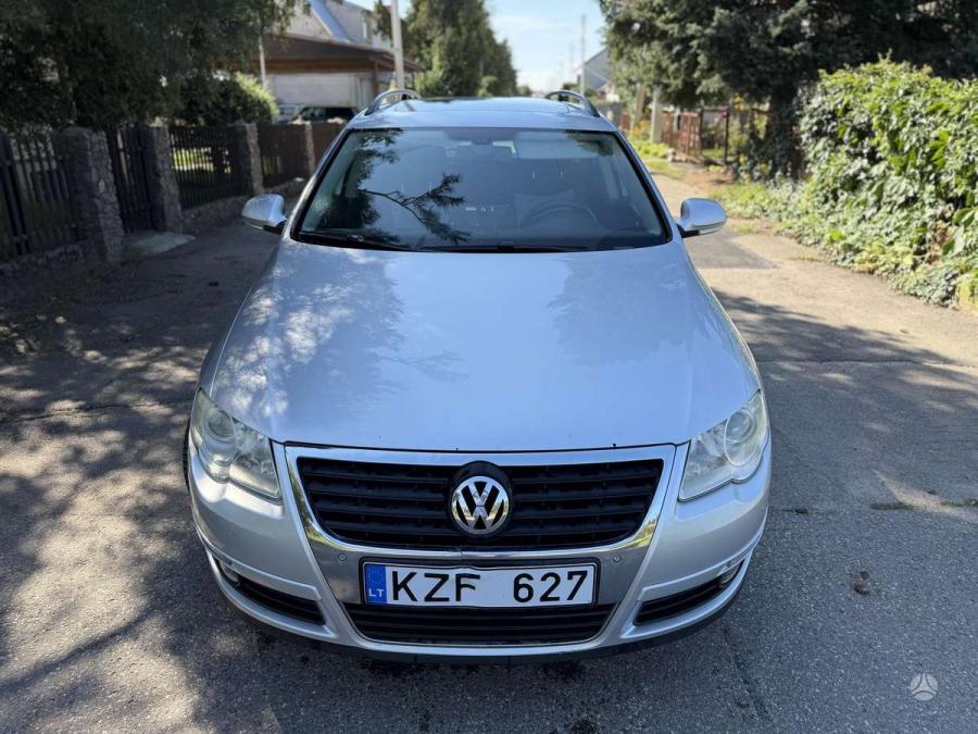 Pelēks Volkswagen Passat 2010 Kauņa, ar dzinēja tilpumu 1.60 L un nobraukumu 352 tūkst. km par 2050 €, foto 4 vietnē AUTOMOTO.COM.LV