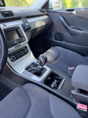 Pelēks Volkswagen Passat 2010 Kauņa, ar dzinēja tilpumu 1.60 L un nobraukumu 352 tūkst. km par 2050 €, foto 21 vietnē AUTOMOTO.COM.LV