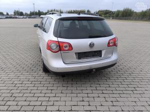Pelēks Volkswagen Passat 2010 Marijampole, ar dzinēja tilpumu 1.60 L un nobraukumu 221 tūkst. km par 3150 €, foto 4 vietnē AUTOMOTO.COM.LV