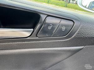 Pelēks Volkswagen Passat 2010 Klaipėda, ar dzinēja tilpumu 2.00 L un nobraukumu 369 tūkst. km par 2600 €, foto 25 vietnē AUTOMOTO.COM.LV