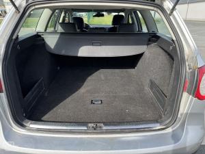 Pelēks Volkswagen Passat 2010 Klaipėda, ar dzinēja tilpumu 2.00 L un nobraukumu 369 tūkst. km par 2600 €, foto 28 vietnē AUTOMOTO.COM.LV