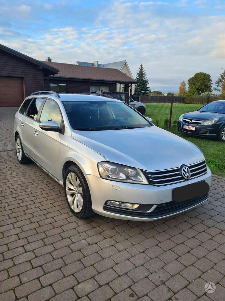 Pelēks Volkswagen Passat 2011 Kaišiadorys, ar dzinēja tilpumu 1.97 L un nobraukumu 322 tūkst. km par 4650 €, foto 1 vietnē AUTOMOTO.COM.LV