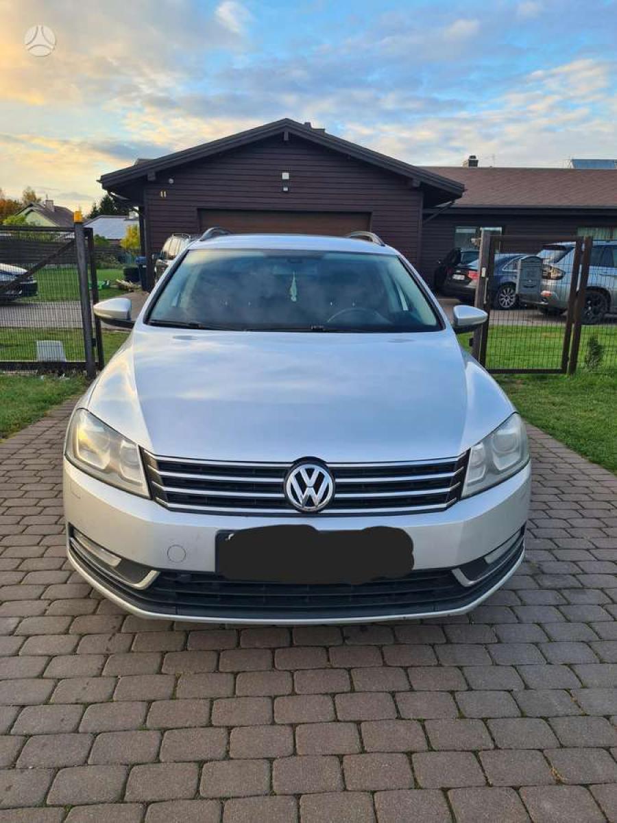 Pelēks Volkswagen Passat 2011 Kaišiadorys, ar dzinēja tilpumu 1.97 L un nobraukumu 322 tūkst. km par 4650 €, foto 3 vietnē AUTOMOTO.COM.LV