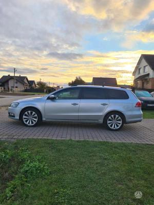 Pelēks Volkswagen Passat 2011 Kaišiadorys, ar dzinēja tilpumu 1.97 L un nobraukumu 322 tūkst. km par 4650 €, foto 8 vietnē AUTOMOTO.COM.LV
