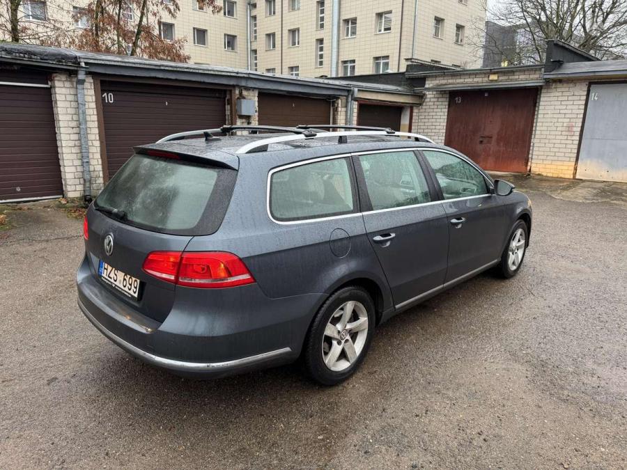 Pelēks Volkswagen Passat 2011 Kauņa, ar dzinēja tilpumu 1.60 L un nobraukumu 312 tūkst. km par 3400 €, foto 4 vietnē AUTOMOTO.COM.LV