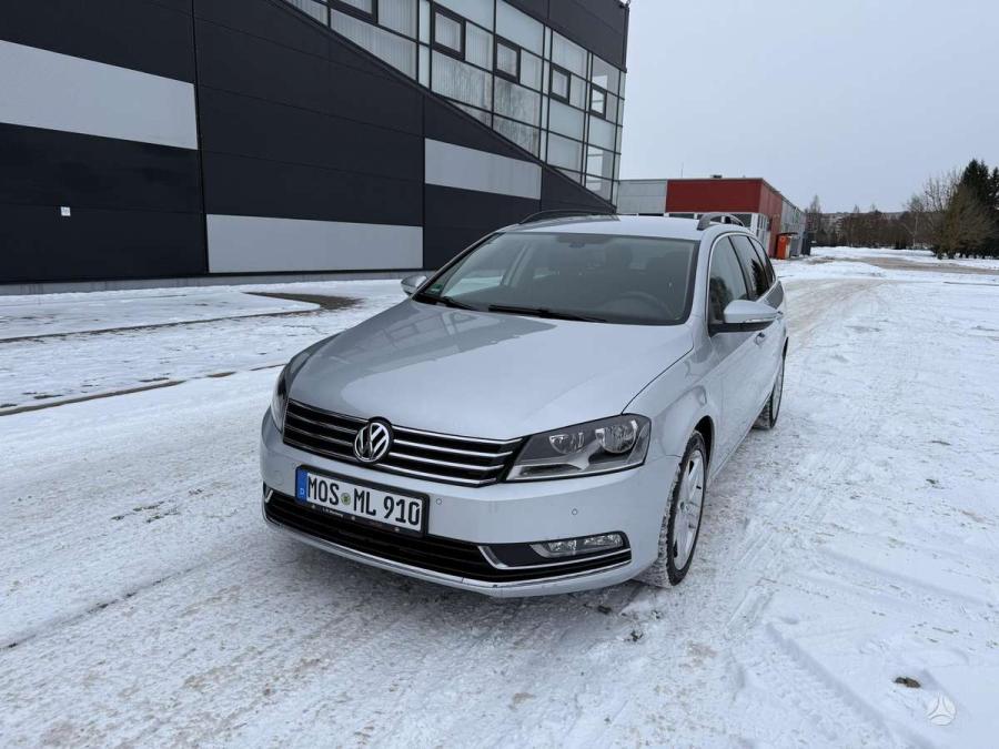 Pelēks Volkswagen Passat 2011 Panevēža, ar dzinēja tilpumu 1.39 L un nobraukumu 271 tūkst. km par 5100 €, foto 8 vietnē AUTOMOTO.COM.LV