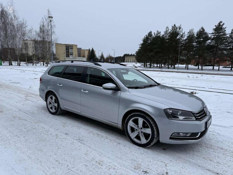 Pelēks Volkswagen Passat 2011 Panevēža, ar dzinēja tilpumu 1.39 L un nobraukumu 271 tūkst. km par 5100 €, foto 9 vietnē AUTOMOTO.COM.LV