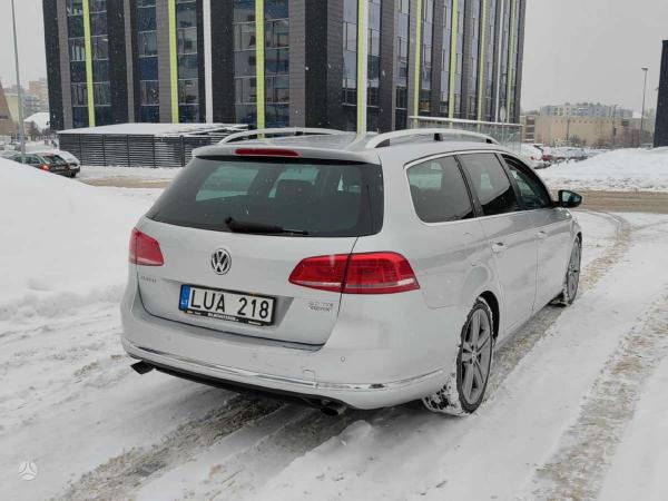 Pelēks Volkswagen Passat 2011 Viļņa, ar dzinēja tilpumu 2.00 L un nobraukumu 362 tūkst. km par 4400 €, foto 6 vietnē AUTOMOTO.COM.LV