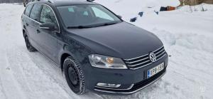 Pelēks Volkswagen Passat 2011 Klaipėda, ar dzinēja tilpumu 1.40 L un nobraukumu 228 tūkst. km par 2300 €, foto 2 vietnē AUTOMOTO.COM.LV