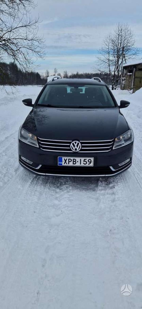 Grey Volkswagen Passat 2011 in Klaipeda, with an engine capacity of 1.40 L and mileage of 228 thousand km for 2300 €, photo 6 on AUTOMOTO.COM.LV