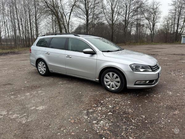 Pelēks Volkswagen Passat 2011 Vilkaviškis, ar dzinēja tilpumu 1.97 L un nobraukumu 392 tūkst. km par 5000 €, foto 4 vietnē AUTOMOTO.COM.LV