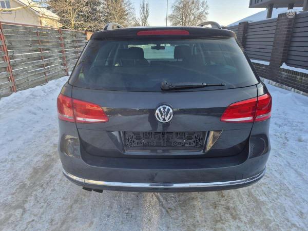 Pelēks Volkswagen Passat 2011 Kauņa, ar dzinēja tilpumu 1.97 L un nobraukumu 265 tūkst. km par 4950 €, foto 5 vietnē AUTOMOTO.COM.LV