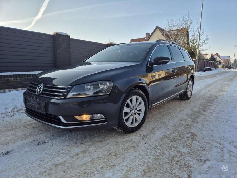 Pelēks Volkswagen Passat 2011 Kauņa, ar dzinēja tilpumu 1.97 L un nobraukumu 265 tūkst. km par 4950 €, foto 16 vietnē AUTOMOTO.COM.LV
