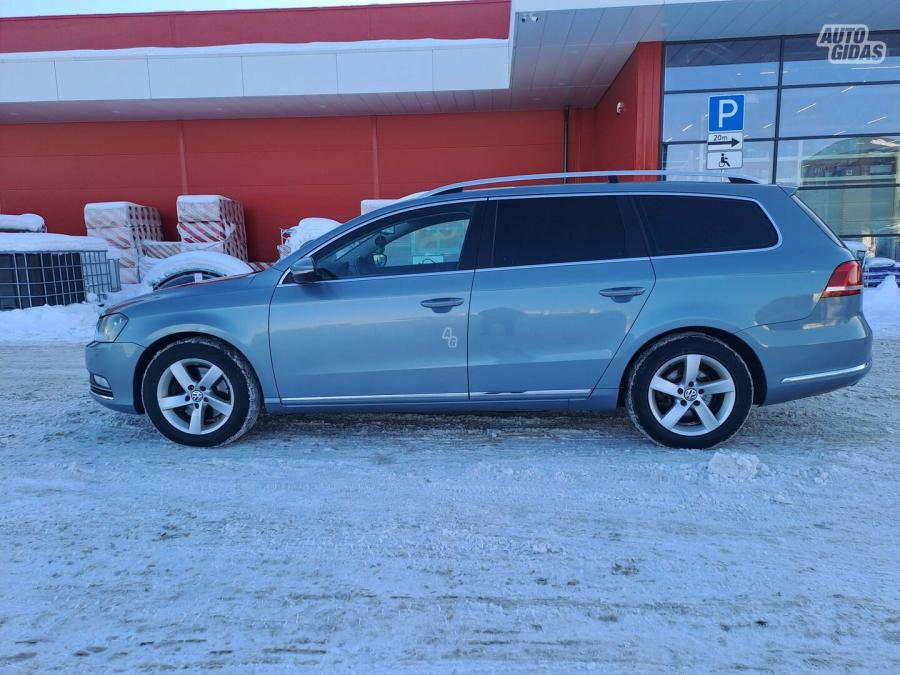 Grey Volkswagen Passat 2011 in Telschi, with an engine capacity of 2.00 L and mileage of 301 thousand km for 4450 €, photo 4 on AUTOMOTO.COM.LV