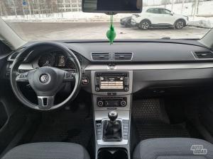 Grey Volkswagen Passat 2011 in Telschi, with an engine capacity of 2.00 L and mileage of 301 thousand km for 4450 €, photo 12 on AUTOMOTO.COM.LV