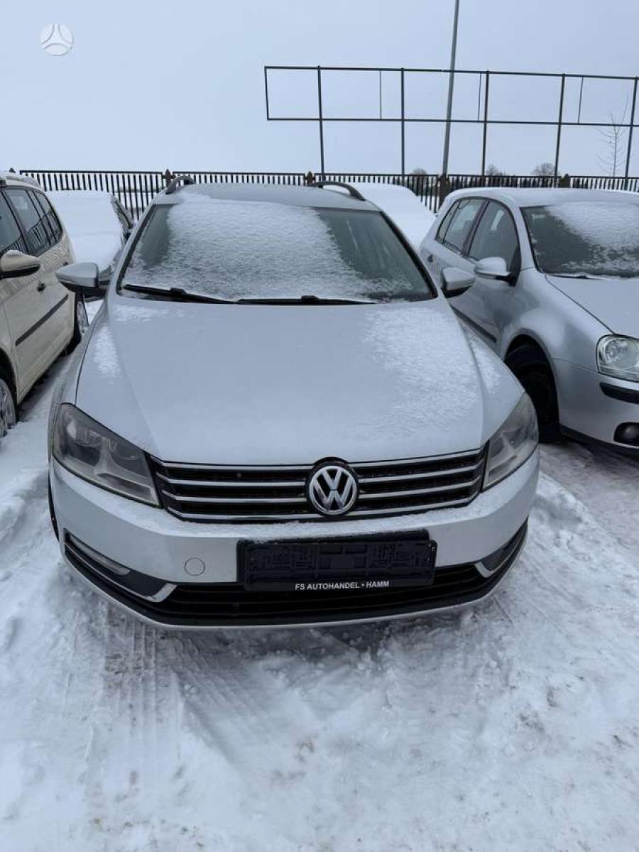 Pelēks Volkswagen Passat 2011 Jurbarkas, ar dzinēja tilpumu 1.97 L un nobraukumu 290 tūkst. km par 3999 €, foto 11 vietnē AUTOMOTO.COM.LV