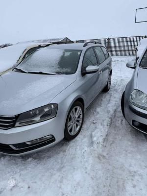 Pelēks Volkswagen Passat 2011 Jurbarkas, ar dzinēja tilpumu 1.97 L un nobraukumu 290 tūkst. km par 3999 €, foto 13 vietnē AUTOMOTO.COM.LV