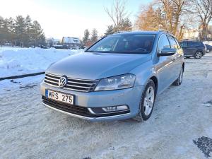 Pelēks Volkswagen Passat 2011 Telšiai, ar dzinēja tilpumu 2.00 L un nobraukumu 301 tūkst. km par 4450 €, foto  vietnē AUTOMOTO.COM.LV