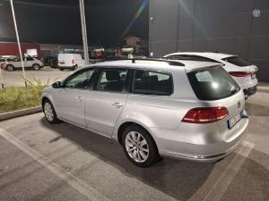 Pelēks Volkswagen Passat 2011 Kauņa, ar dzinēja tilpumu 1.97 L un nobraukumu 160 tūkst. km par 5000 €, foto 2 vietnē AUTOMOTO.COM.LV