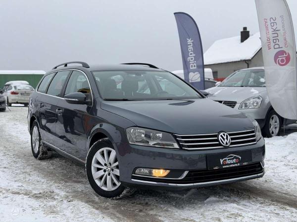 Grey Volkswagen Passat 2011 in Vilnius, with an engine capacity of 1.60 L and mileage of 260 thousand km for 4700 €, photo 2 on AUTOMOTO.COM.LV