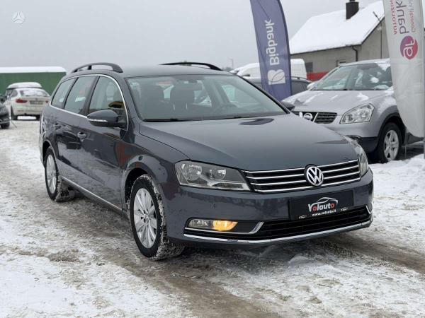 Grey Volkswagen Passat 2011 in Vilnius, with an engine capacity of 1.60 L and mileage of 260 thousand km for 4700 €, photo 6 on AUTOMOTO.COM.LV