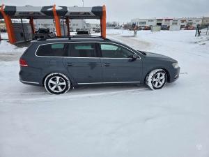 Pelēks Volkswagen Passat 2011 Marijampole, ar dzinēja tilpumu 1.97 L un nobraukumu 360 tūkst. km par 4100 €, foto 5 vietnē AUTOMOTO.COM.LV