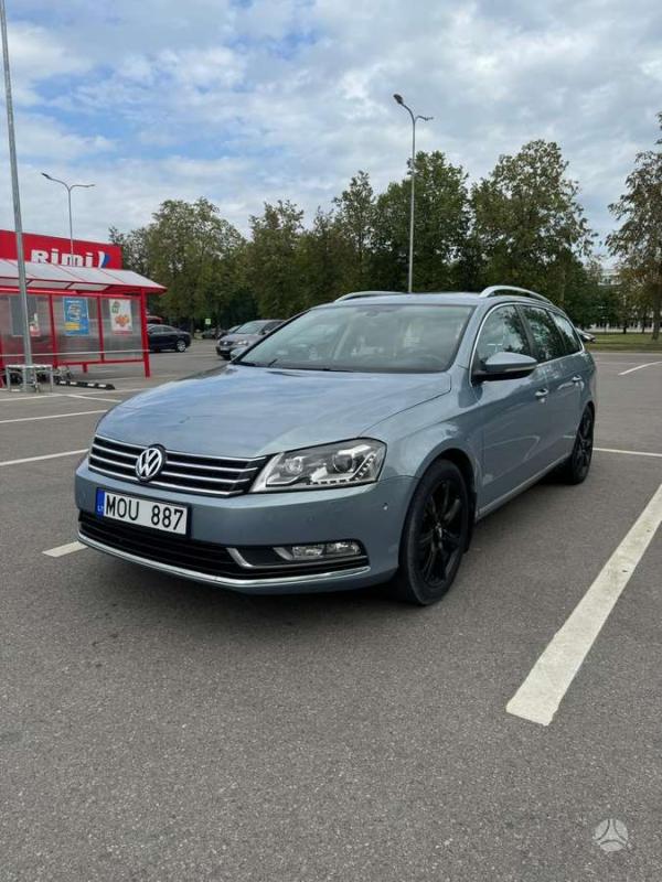 Pelēks Volkswagen Passat 2011 Kauņa, ar dzinēja tilpumu 1.39 L un nobraukumu 234 tūkst. km par 4400 €, foto 1 vietnē AUTOMOTO.COM.LV