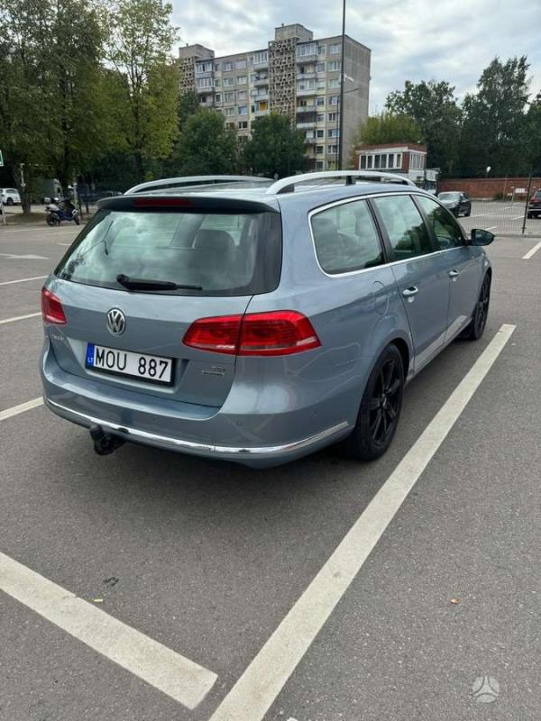 Pelēks Volkswagen Passat 2011 Kauņa, ar dzinēja tilpumu 1.39 L un nobraukumu 234 tūkst. km par 4400 €, foto 2 vietnē AUTOMOTO.COM.LV